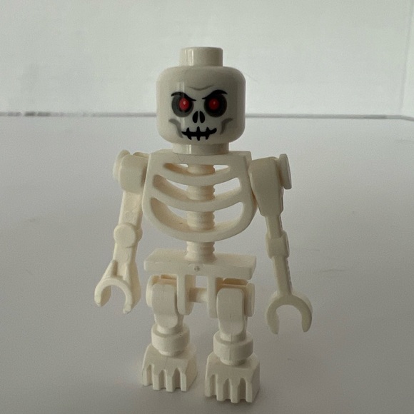 Lego | Toys | Lego White Angry Skeleton Warrior Minifig Castle Knights ...
